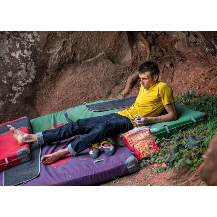 moon pluto crash pad